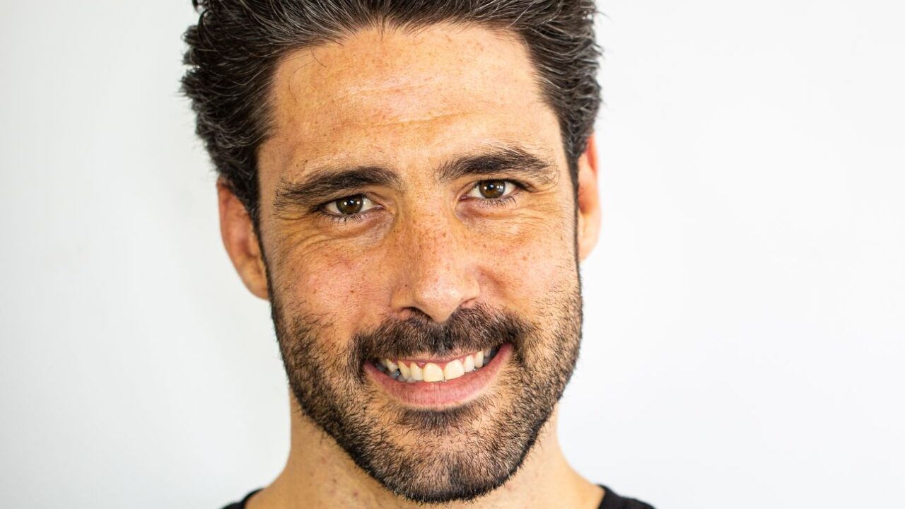 contratar conferencia Jaime Nava - Helpers Speakers